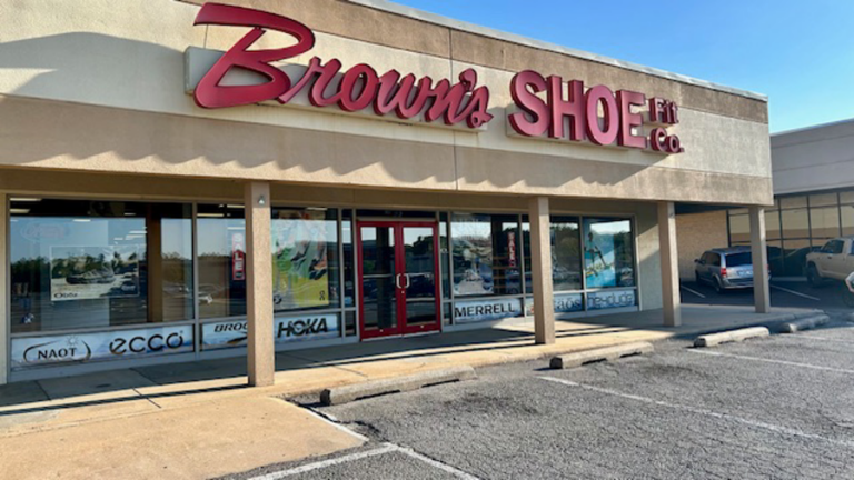 Shoe Store in Bartlesville Oklahoma| Brown’s Shoe Fit Co.